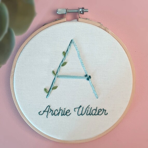 Custom Initial and Baby Name Embroidery Hoop - Etsy