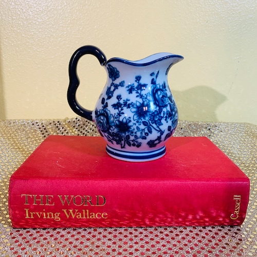 Vintage Cobalt Blue Pitcher Decorative Small Blue and Gold - Etsy Vintage Cobalt Blue Pitcher Decorative Small Blue and Gold - Etsy