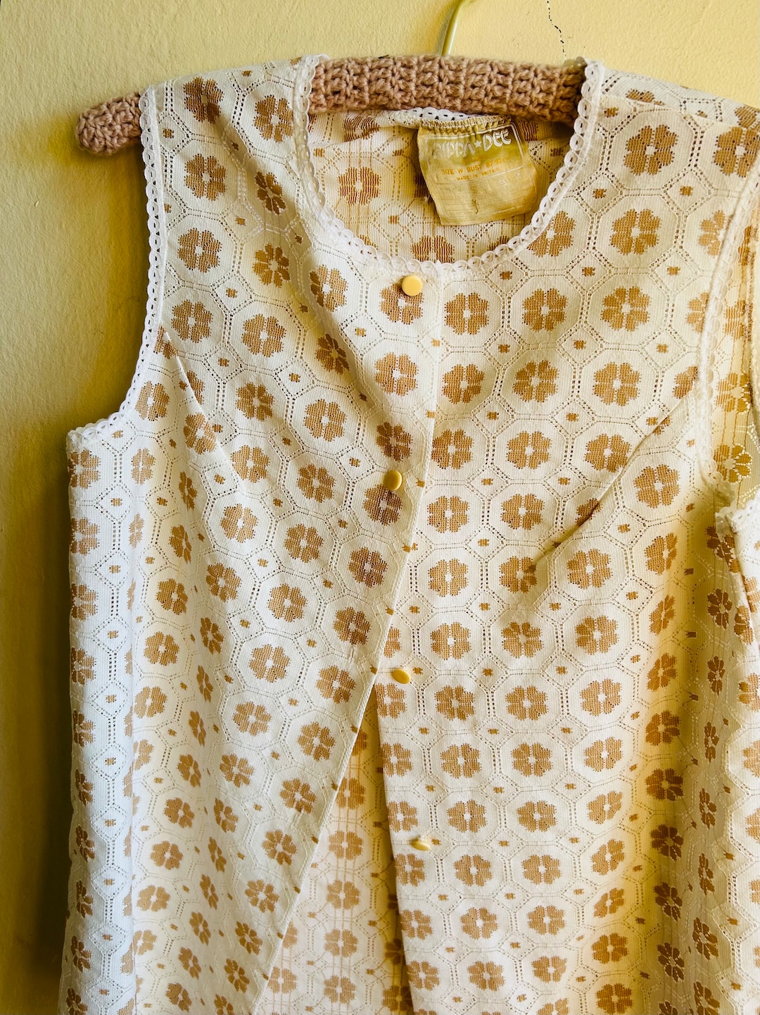 Vintage Fashion, Pippa Dee Fashion, Button up Top, Vintage Apparel ...
