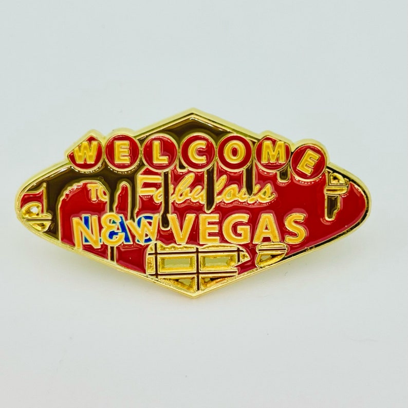Fallout New Vegas Welcome Sign Enamel Pin - Etsy
