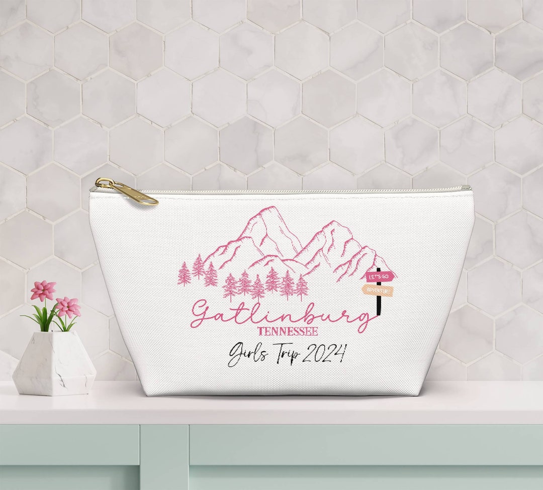 Gatlinburg Girls Trip Makeup Bag: Smoky Mountains Travel Cosmetic Bag ...