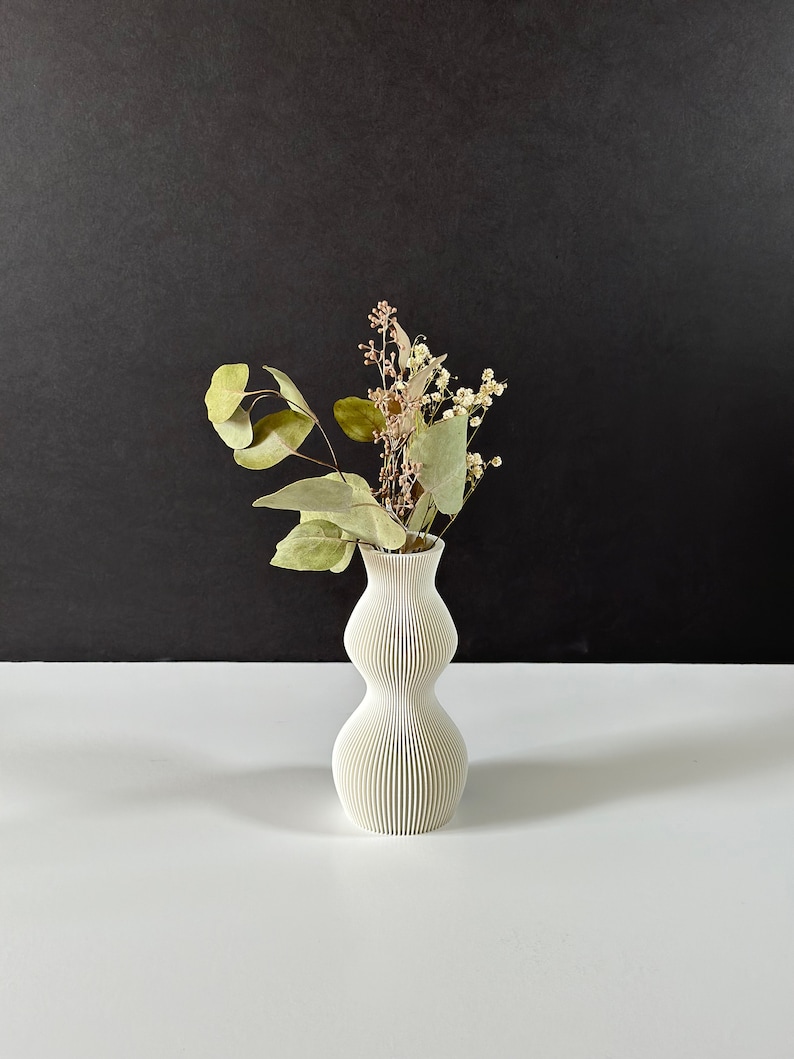 STL FILE CENTER Luxury Dry Vase Centerpiece 3D Printed Flower Custom ...