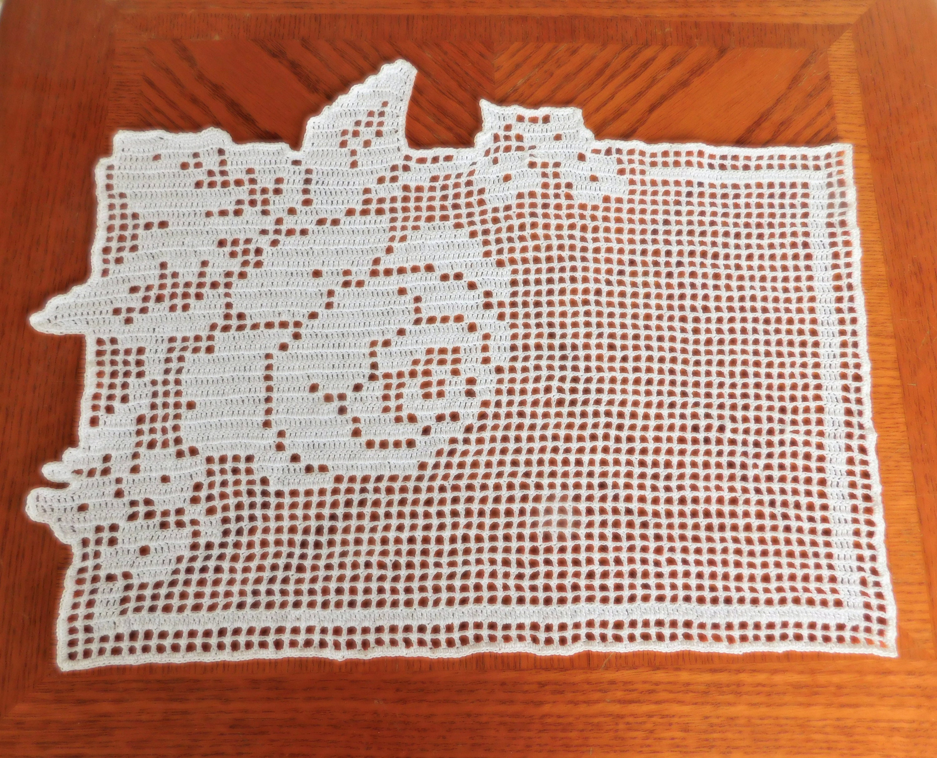 SMALL Filet Crochet Rose Doily PDF Pattern ONLY Doily - Etsy