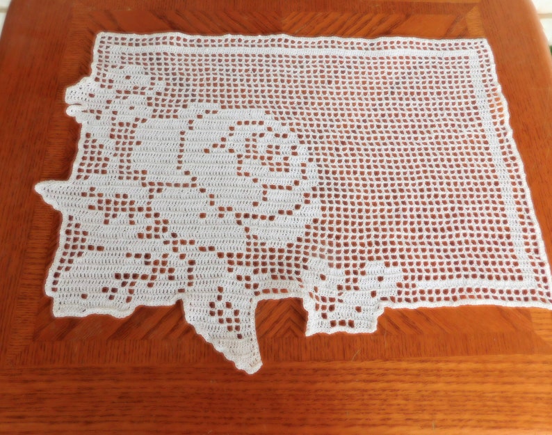 SMALL Filet Crochet Rose Doily PDF Pattern ONLY Doily - Etsy