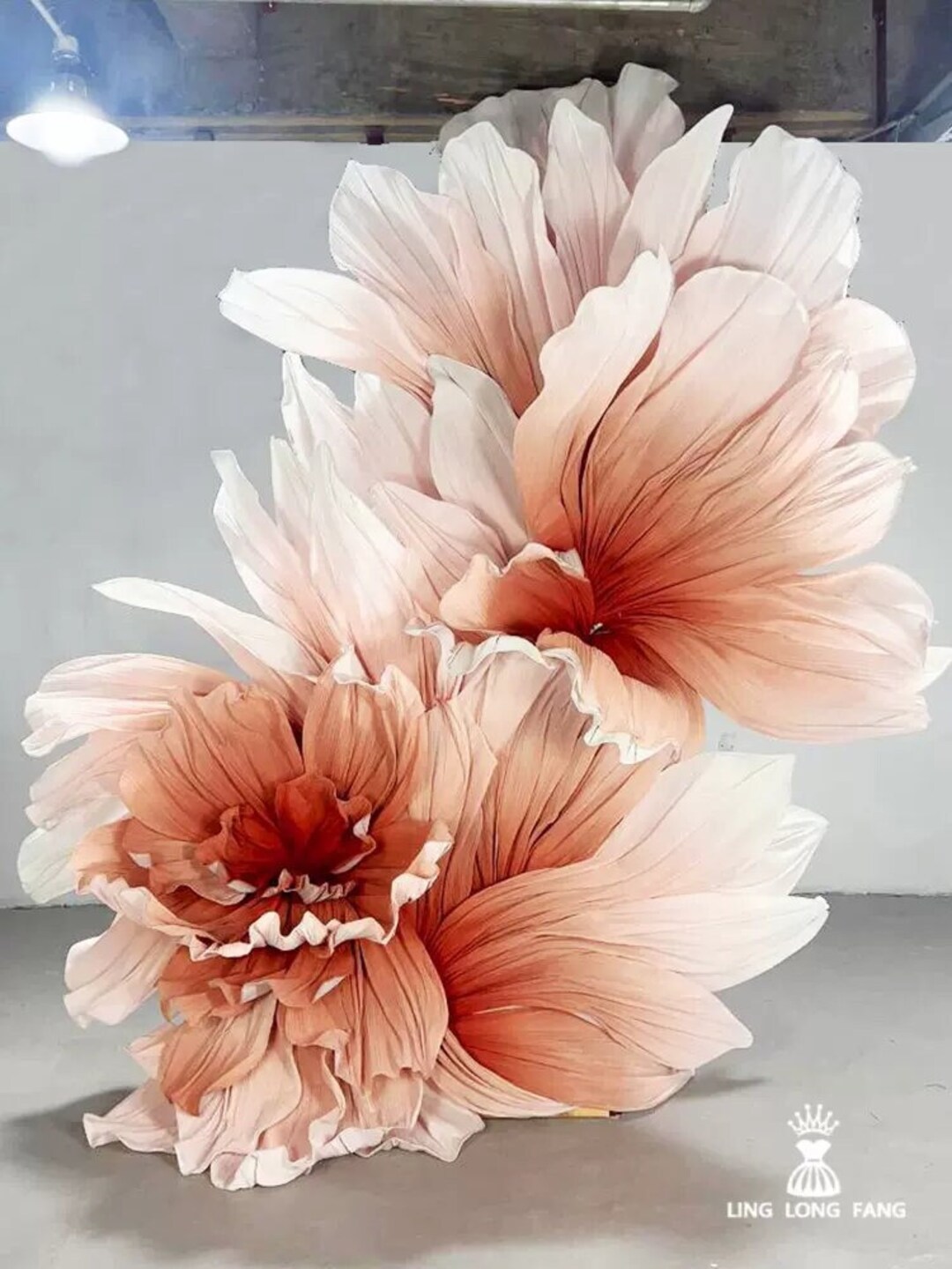 59"w Gradient Crepe Paper Fabric: Pleated Stiff DIY Wedding Decor - Etsy