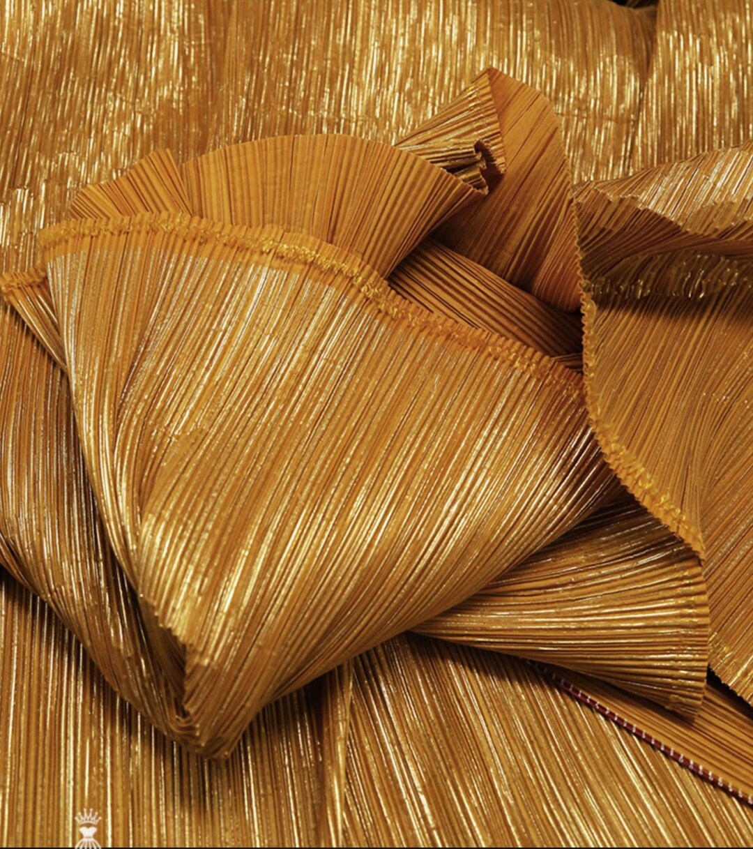 59"w Crepe Paper Pleated Stiff Wedding Fabric, Creative Handmade DIY ...