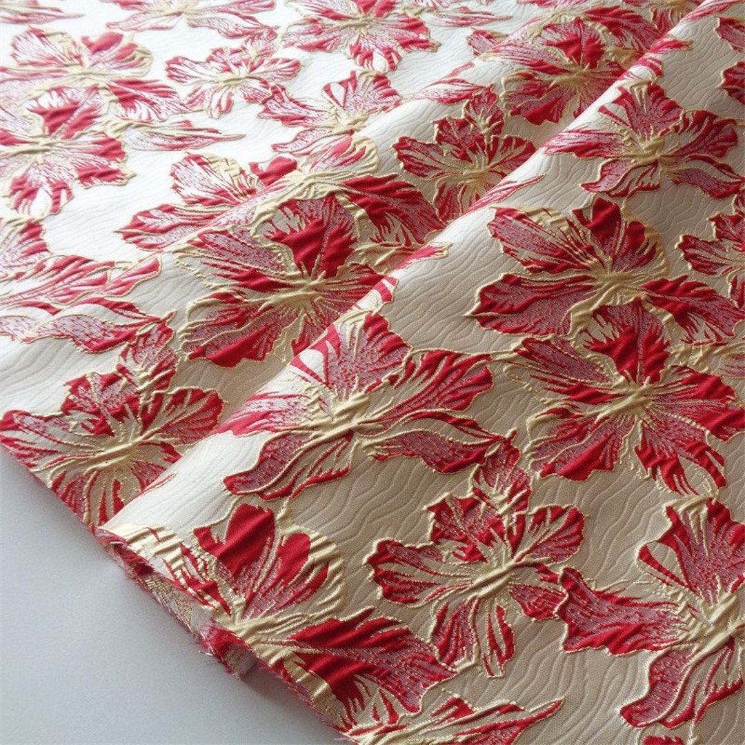 Gold Thread 3D Jacquard Woven Flower Fabric With Embossed Effects ...
