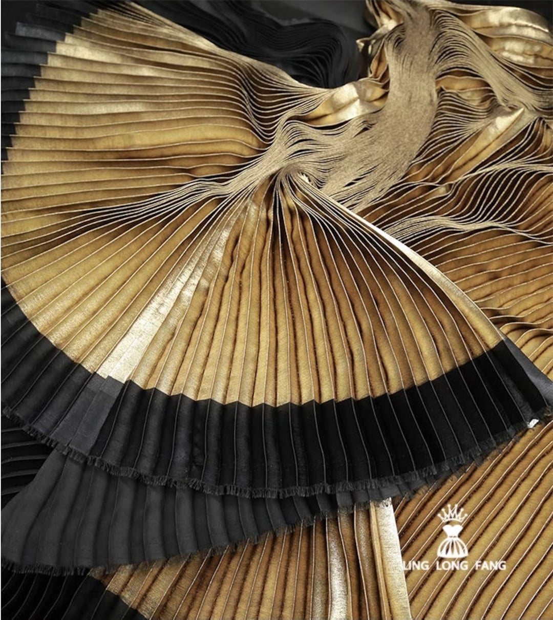 Metallic Pleated Fabric, Hard Yarn Fabric, 59"wide, Designer Fabric ...