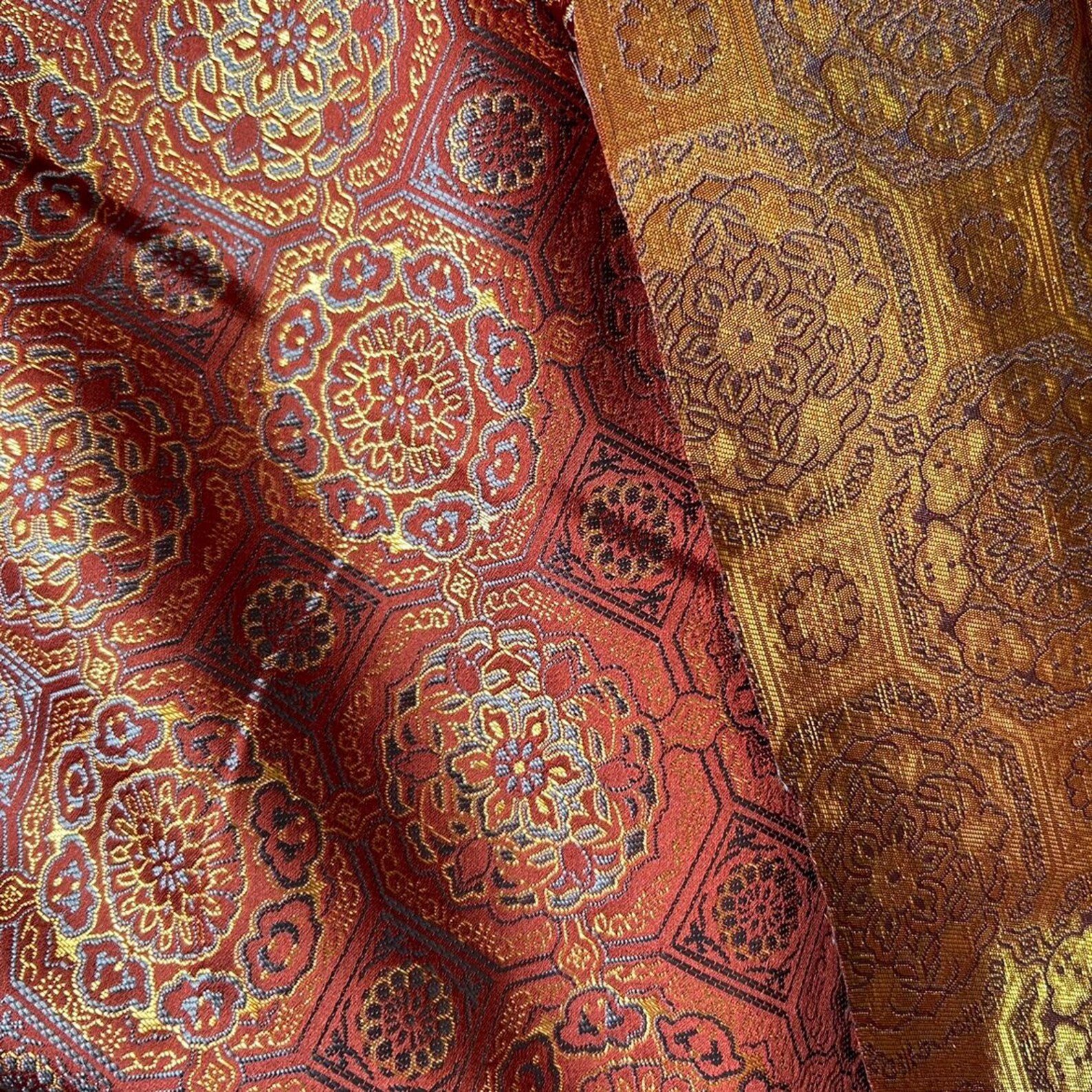 Japanese Kinran Brocade Fabric: Kimono, Geisha Bowknot, Upholstery (59 ...