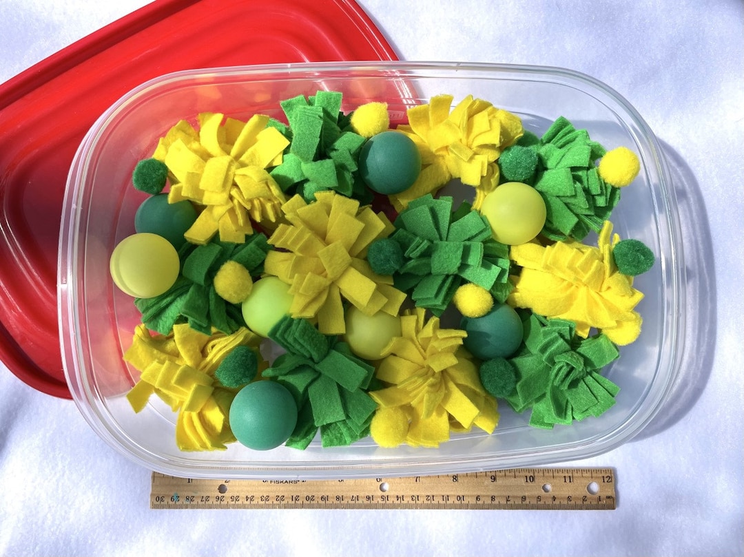 Green and Yellow Dig Box - Small Animal Toys Supplies - Hedgehog Mom ...