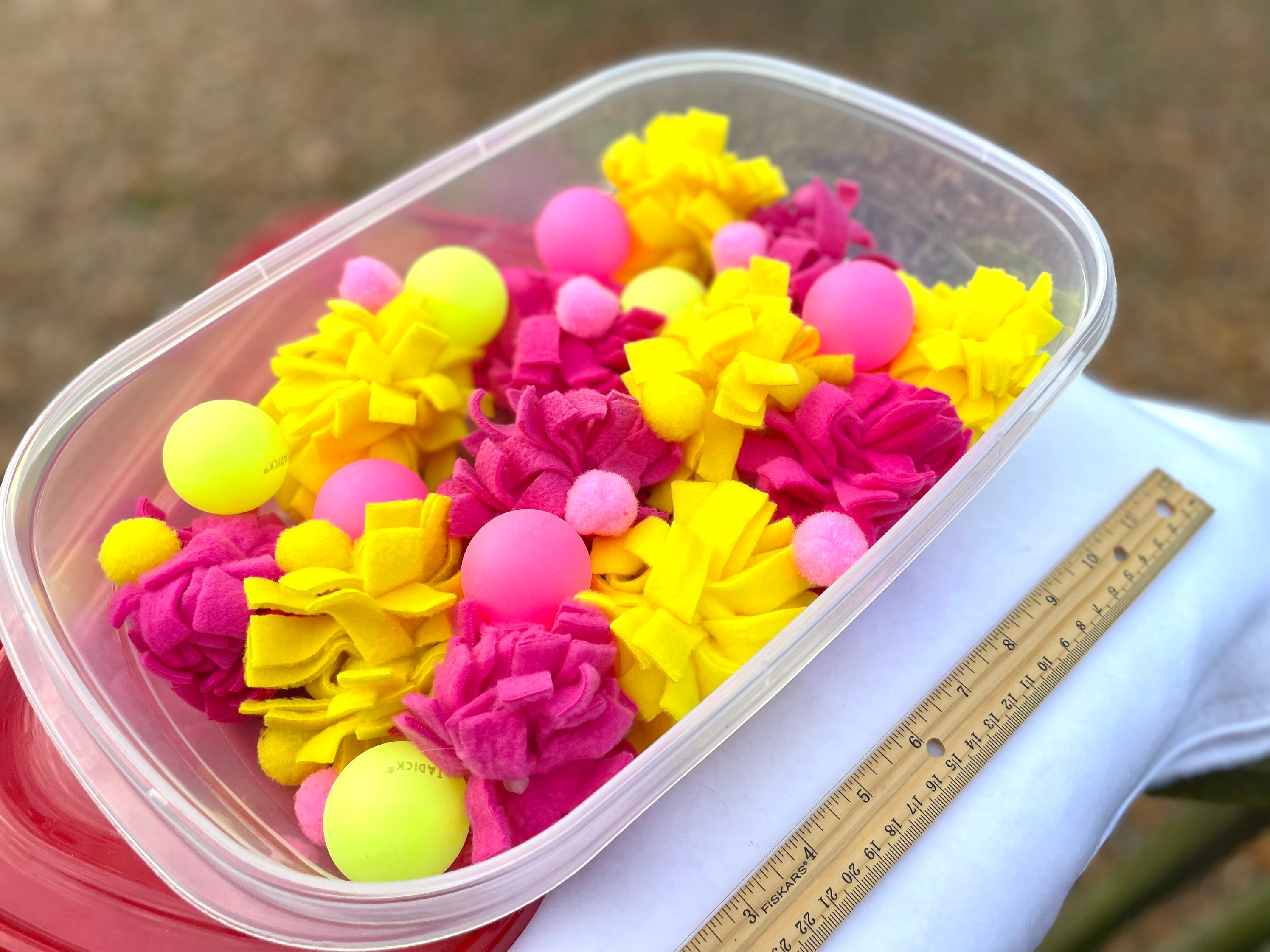 Pink and Yellow Dig Box Small Animal Toys Supplies Hedgehog Mom Dad ...