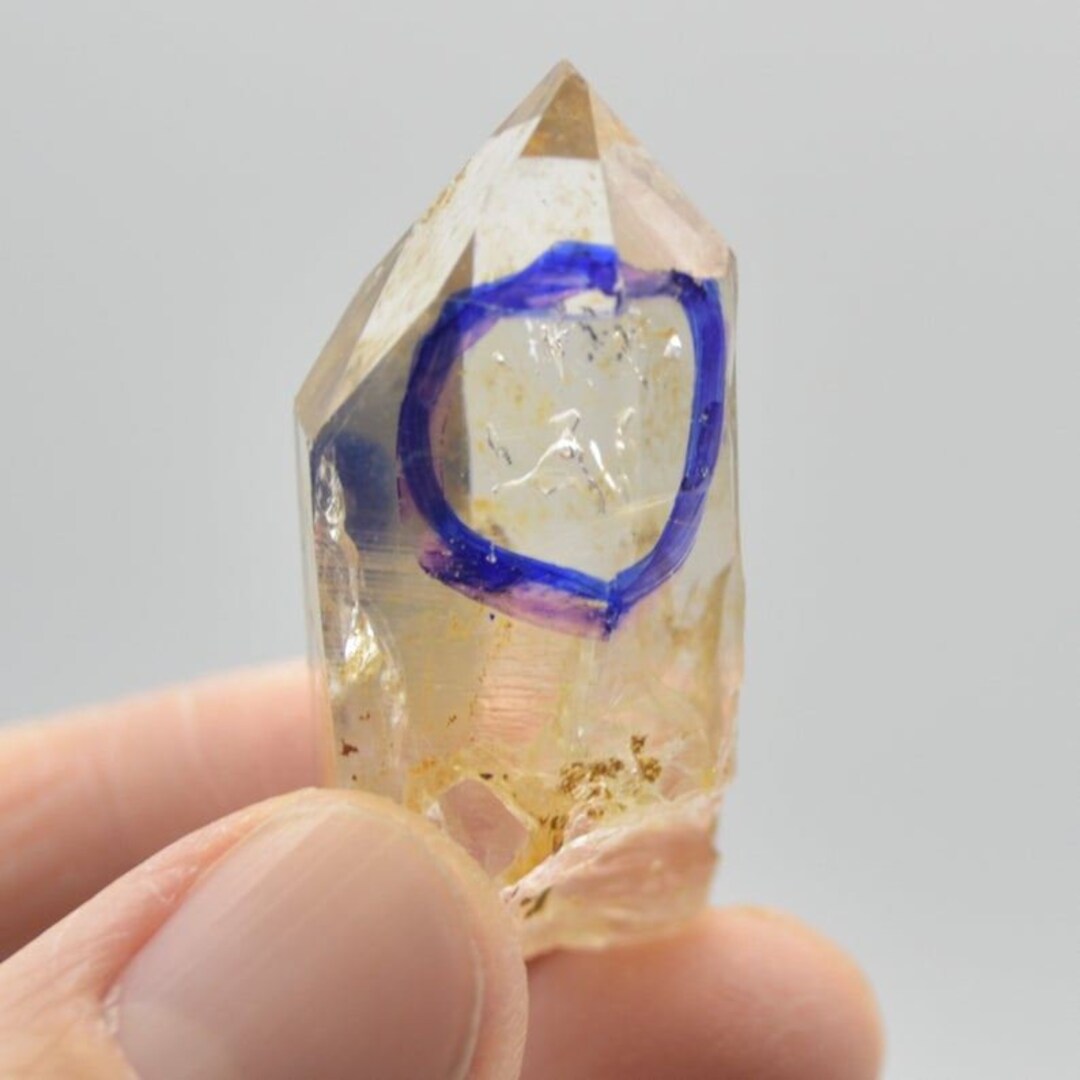 Fluid Inclusion / Enhydro Raw Quartz Point - 14 Grams - 1 Count - Etsy