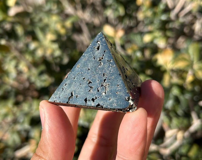 Pyrite Pyramid | Peruvian Pyrite Pyramid | Pyrite Carving | Pyrite ...