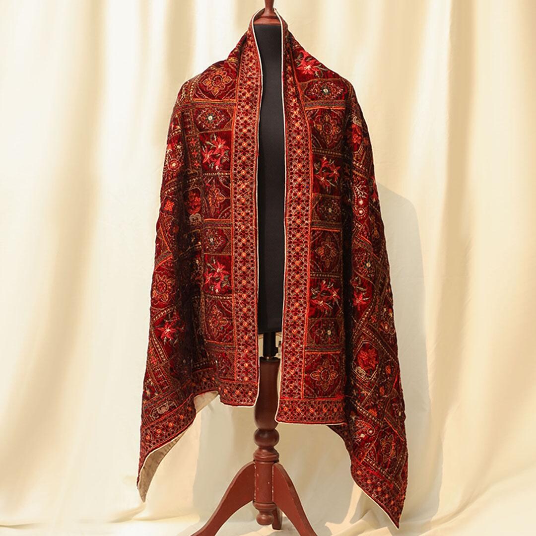 Royal Maroon Sindhi Shawl With Ethnic Kashmiri Styled Embroidery ...