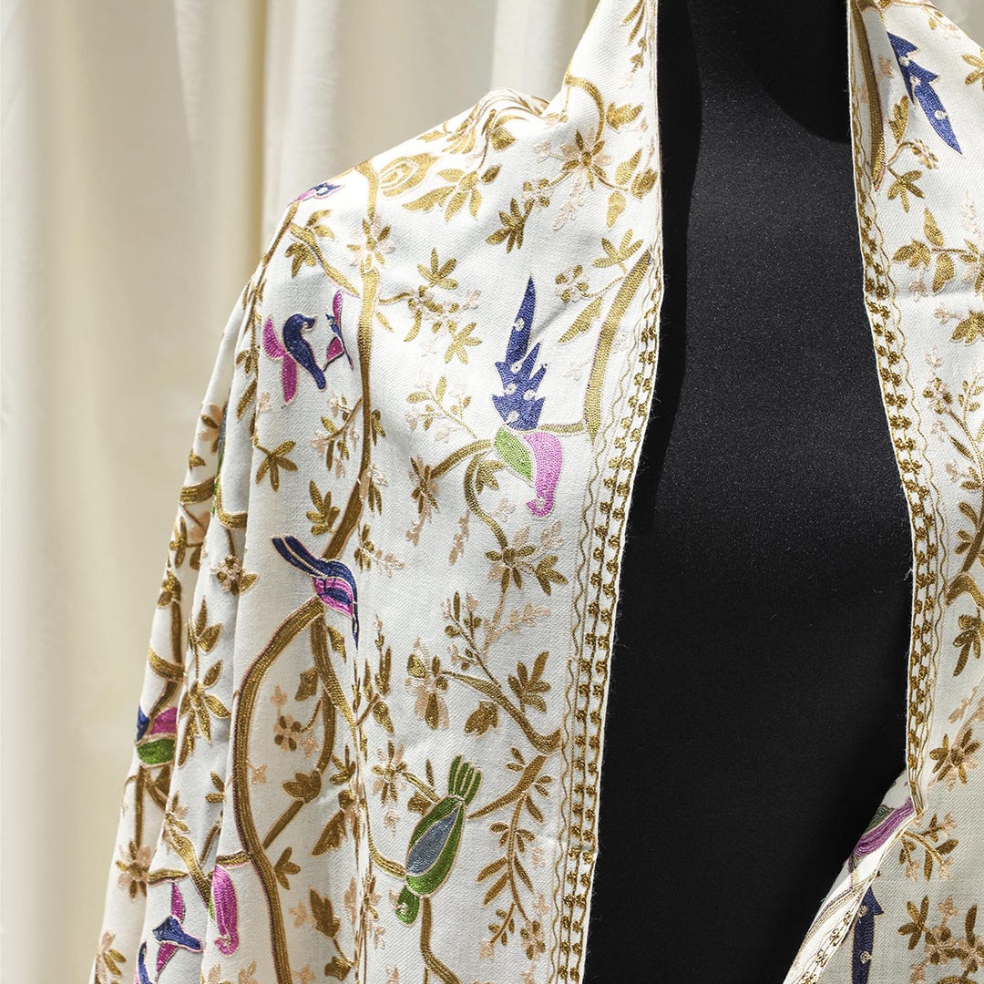 White Kashmiri Pashmina Shawl With Multicolored Oriental Embroidery ...