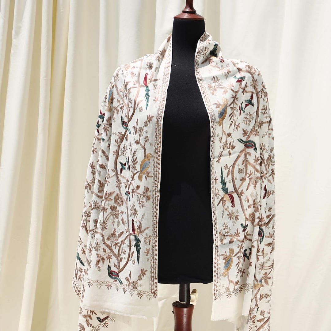 Pure White Kashmiri Pashmina Shawl Perfect for All Season Wear Pure ...