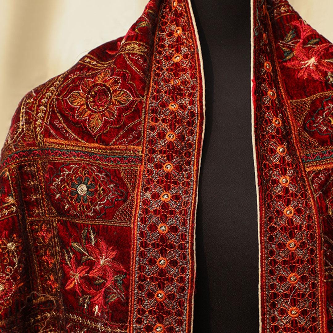 Royal Maroon Sindhi Shawl With Ethnic Kashmiri Styled Embroidery ...