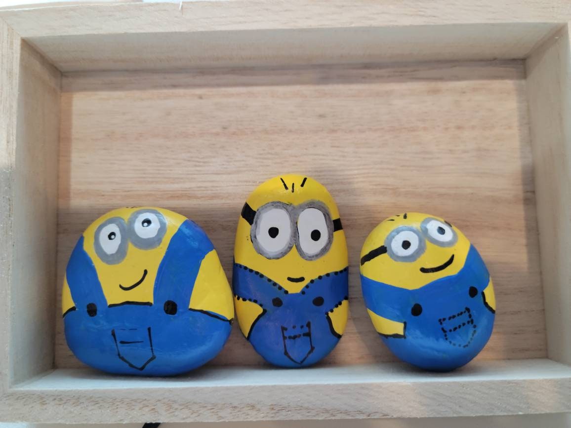 Set of 3 Hand Painted Rocks. Paper Weight Garden Rock - Etsy