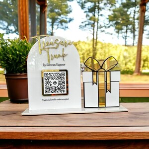 Single QR Code Custom Sign With Present Box, Gift Stores, Wrapping ...
