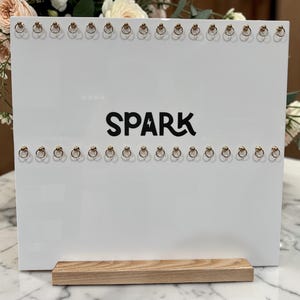 Chain Display Stand – 32 Hook Acrylic Display - Etsy