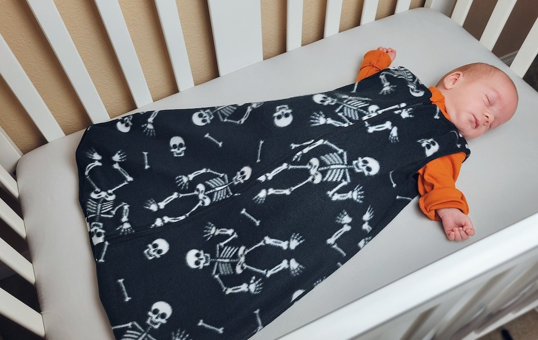Baby HALLOWEEN Spooky Skeleton Fleece Zipper Sleepsack Wearable Blanket ...