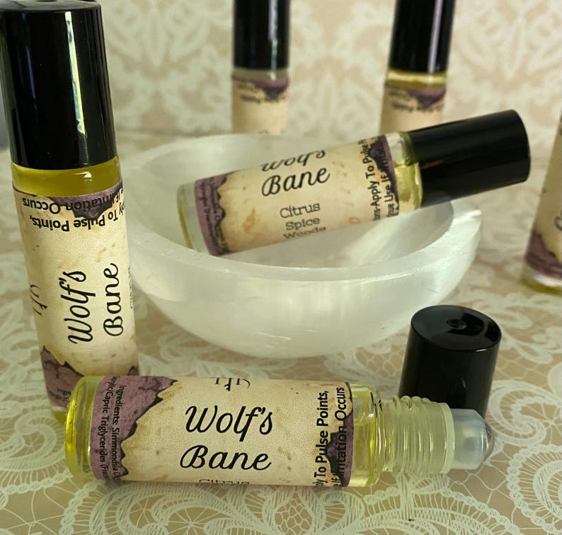 WOLFS BANE Roll on Perfume Oil, 10ml, Citrus, Sandalwood, Musky Woods ...