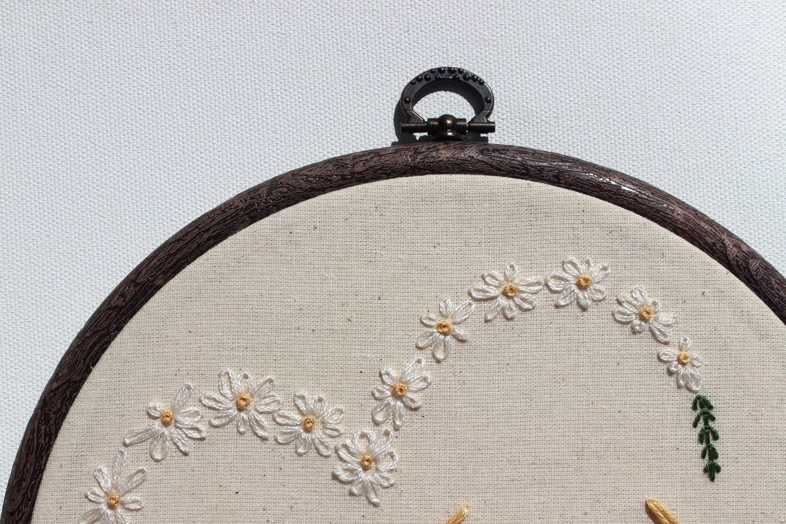 Daisy Photo Finished Embroidery Modern Embroidery Female Gift Stitching ...