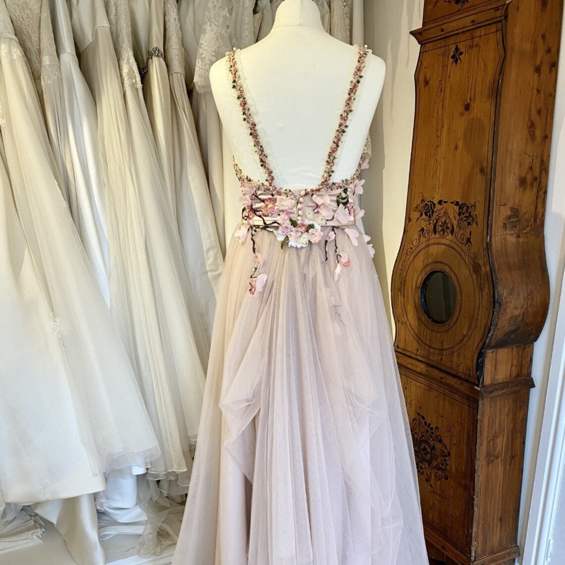 Boho Bustle Pin, Train Pin, Wedding Dress Pin, Wedding Train Brooch - Etsy