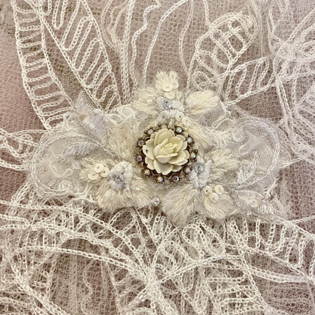 Boho Bustle Pin, Train Pin, Wedding Dress Pin, Wedding Train Brooch - Etsy