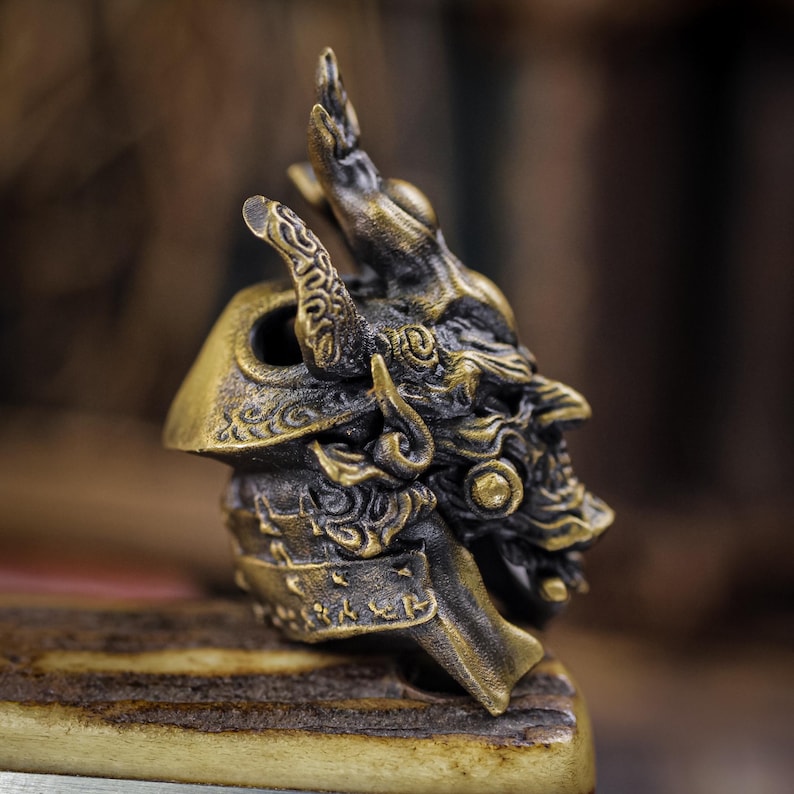 Samurai Oni Helmet Brass Bead: Handcrafted Paracord Lanyard Charm - Etsy