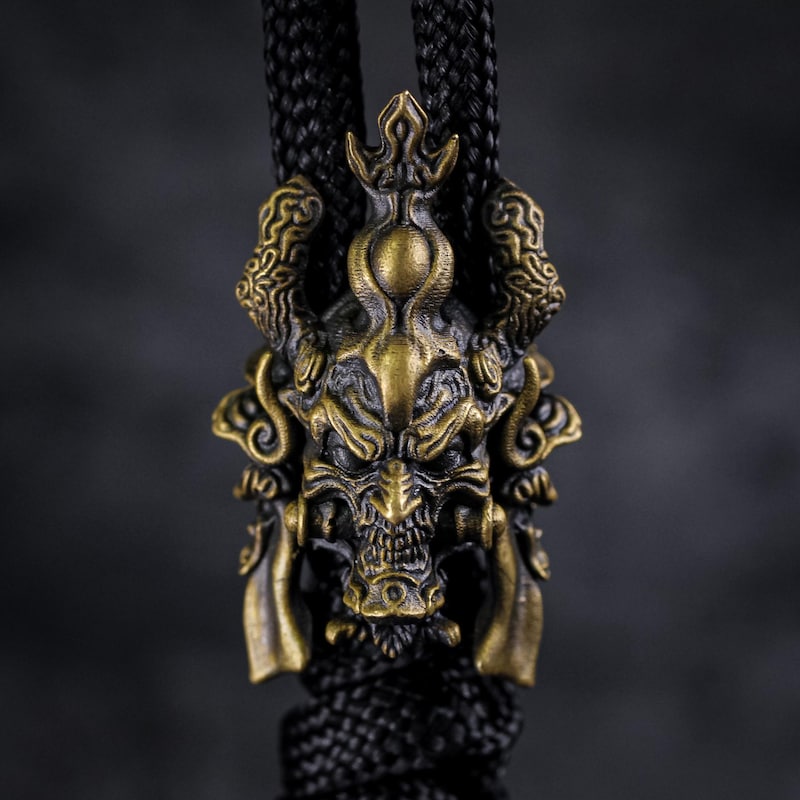 Paracord Lanyard Oni - Etsy