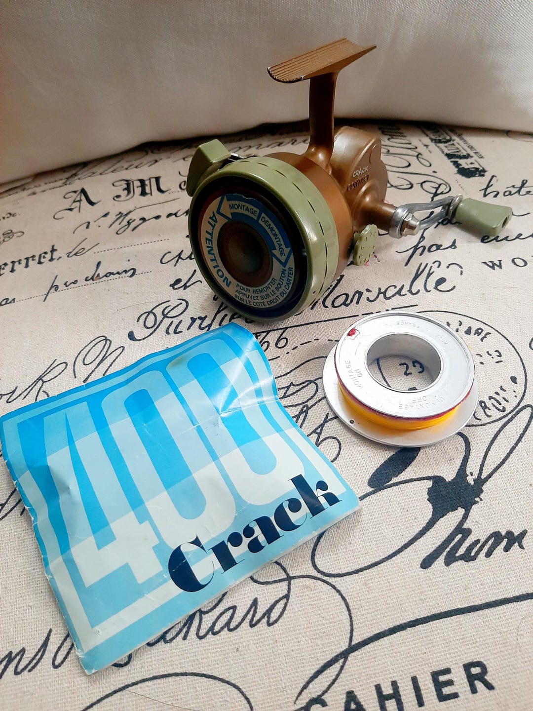 Antique Crack Contact 400 Fishing Reel With Extra Spool and Manual - Etsy