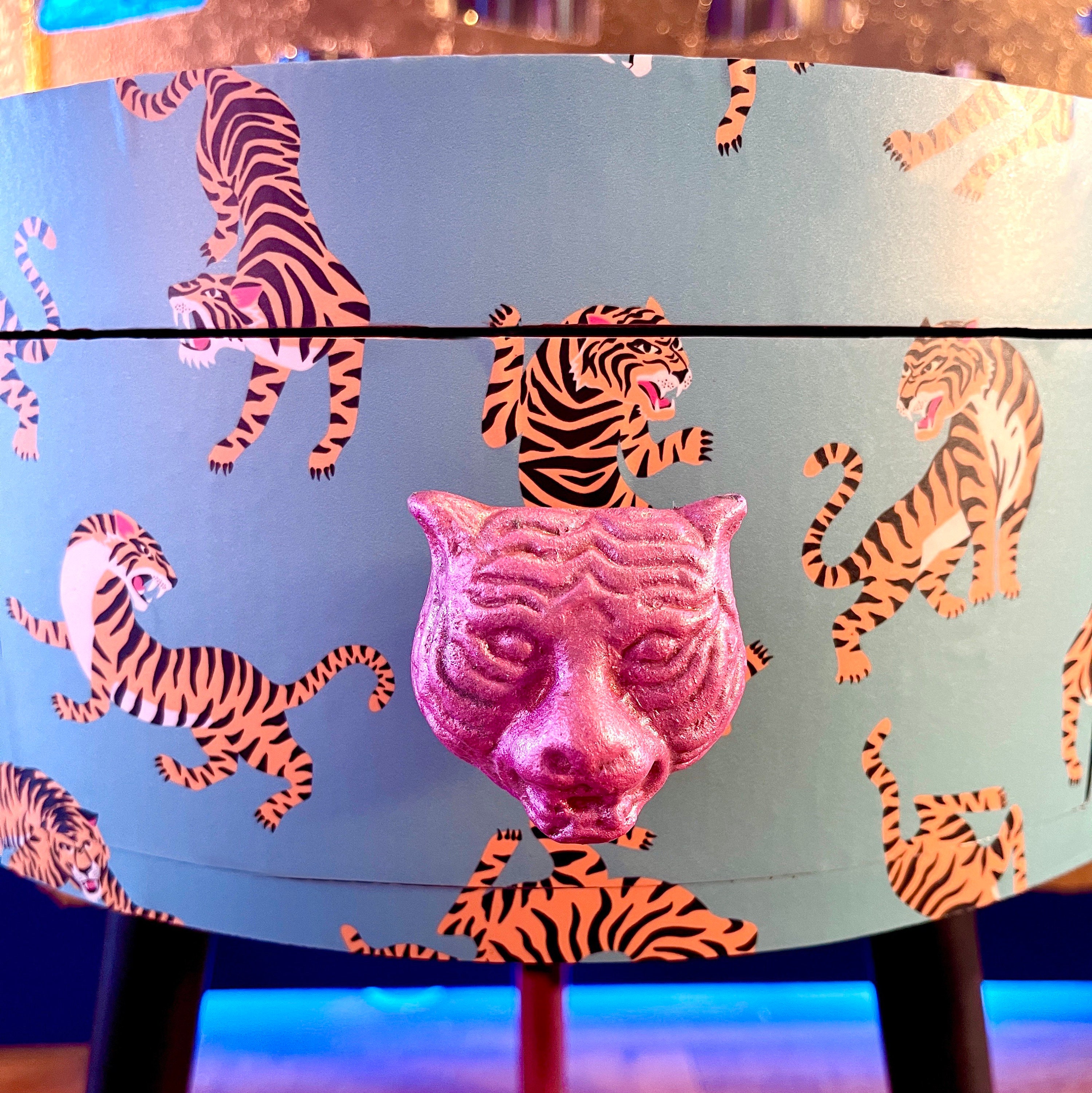 Light Blue and Orange Circular Tiger Table With Pink Handle . - Etsy