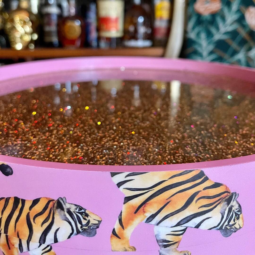 Bedside Table With Glitter Top. Light Pink Tiger Round Table. Fun ...