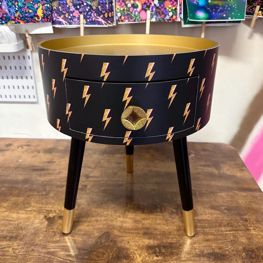 Round Bedside Table , Black and Gold Nightstand With Lightening Bolt ...