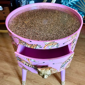 Bedside Table With Glitter Top. Light Pink Tiger Round Table. Fun ...