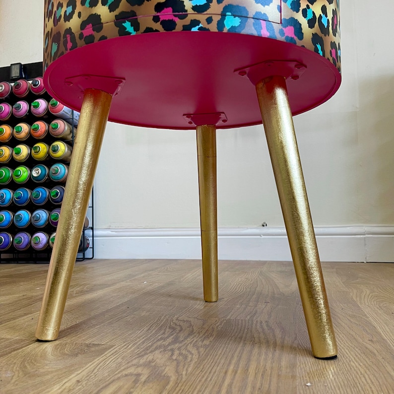 Hot Pink Magenta Leopard Round Bedside Table . Fun Bright Home Decor ...