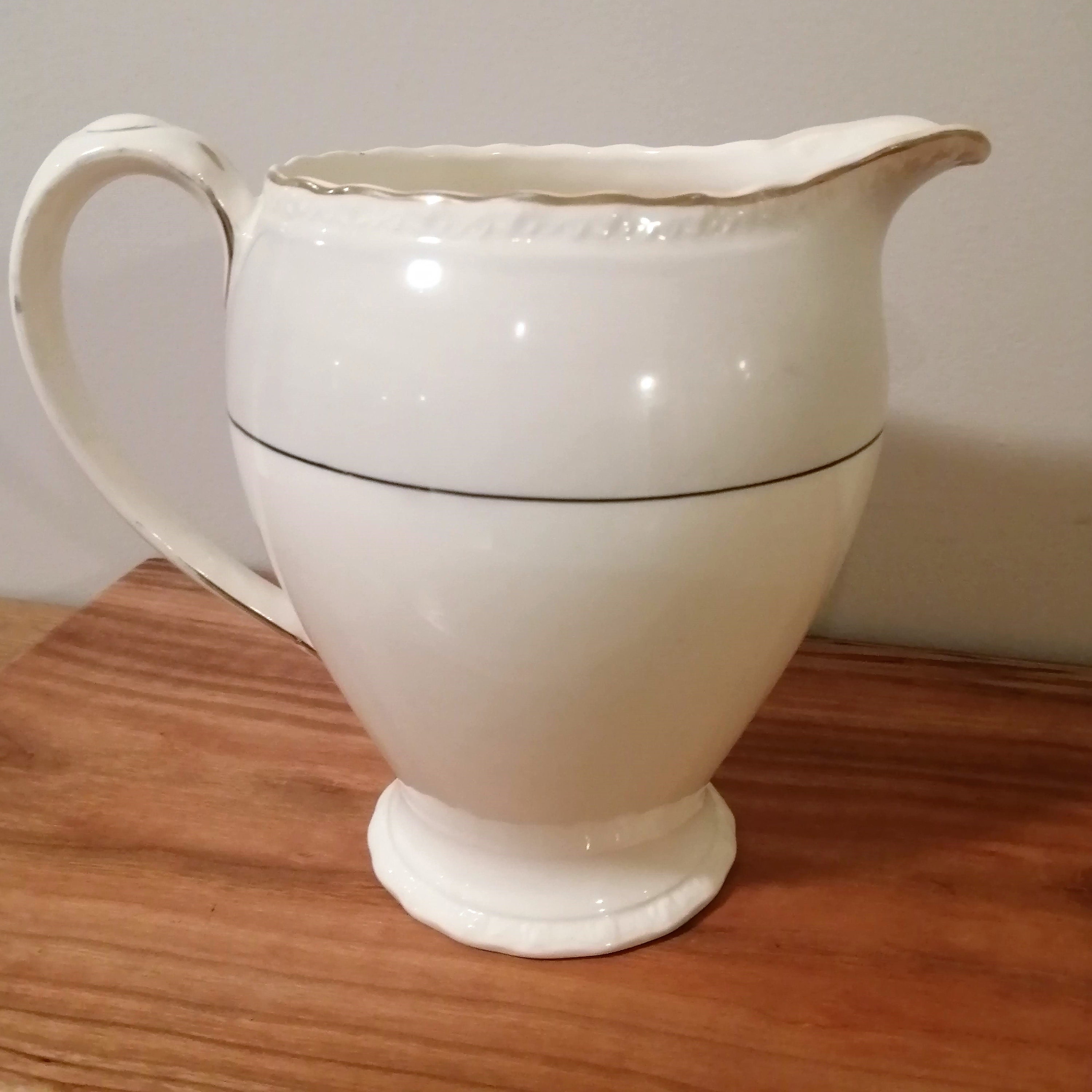 VINTAGE WATER JUG, Myott England 1930's - Etsy