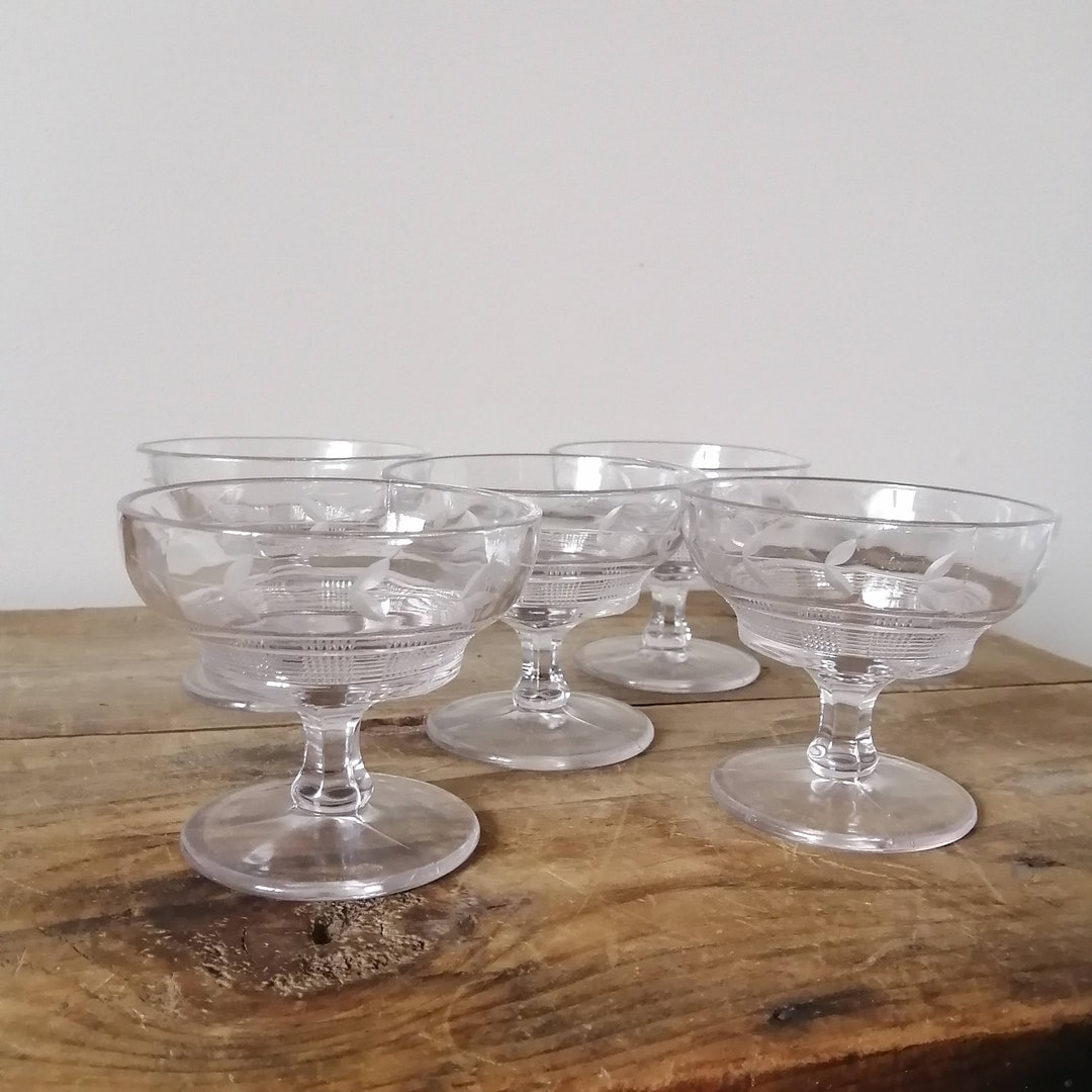 Mid-century Set of Five Footed CHAMPAGNE or PARFAIT Glasses, Etched ...