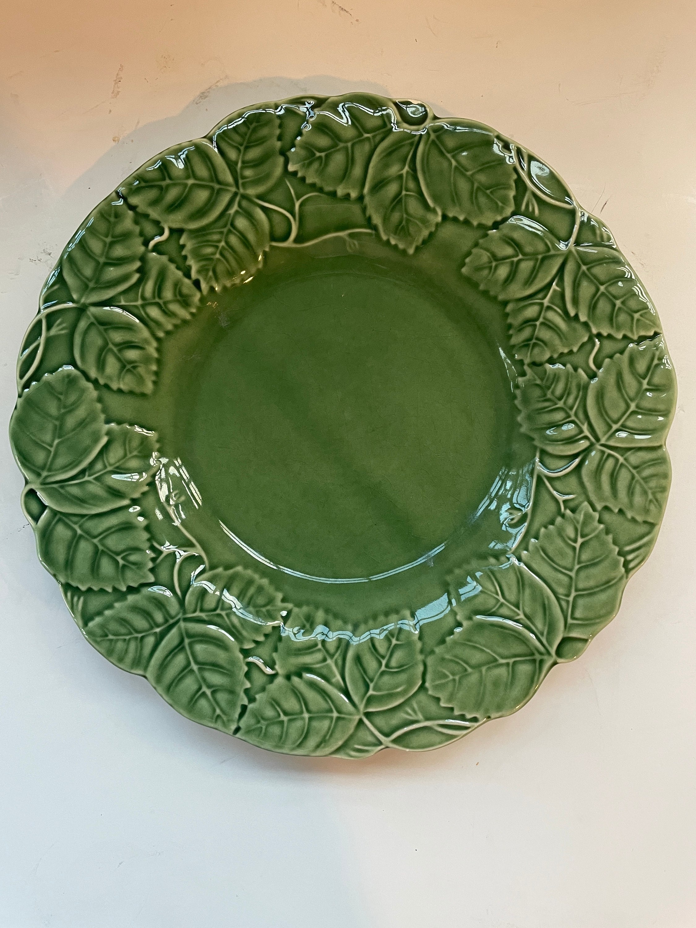 Vintage Majolica Green Leaf Ivy 9 Plates Pier 1 Made in Portugal ...