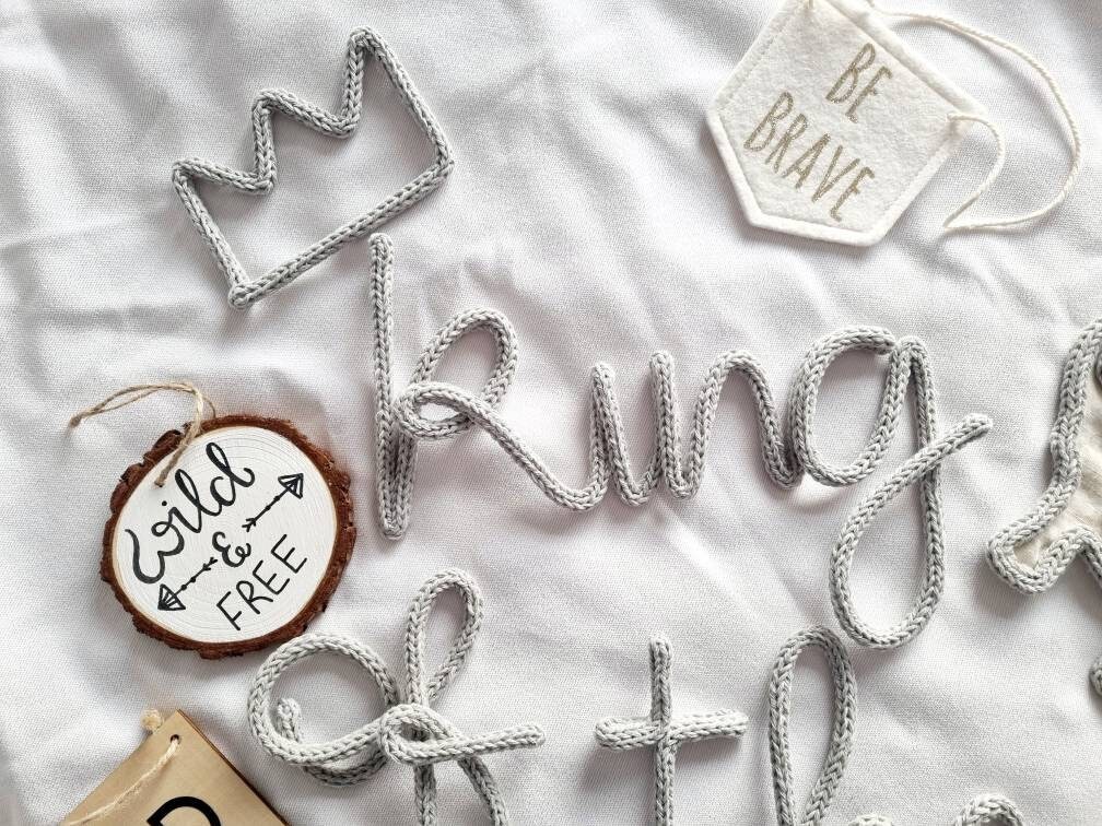 King/queen of the Jungle Wire Sign | Welcome to the Jungle L Play Room ...
