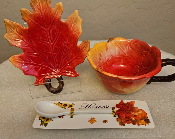 Halloween and Fall Corner Ruby Harvest Collection Textured Fall Leaf ...