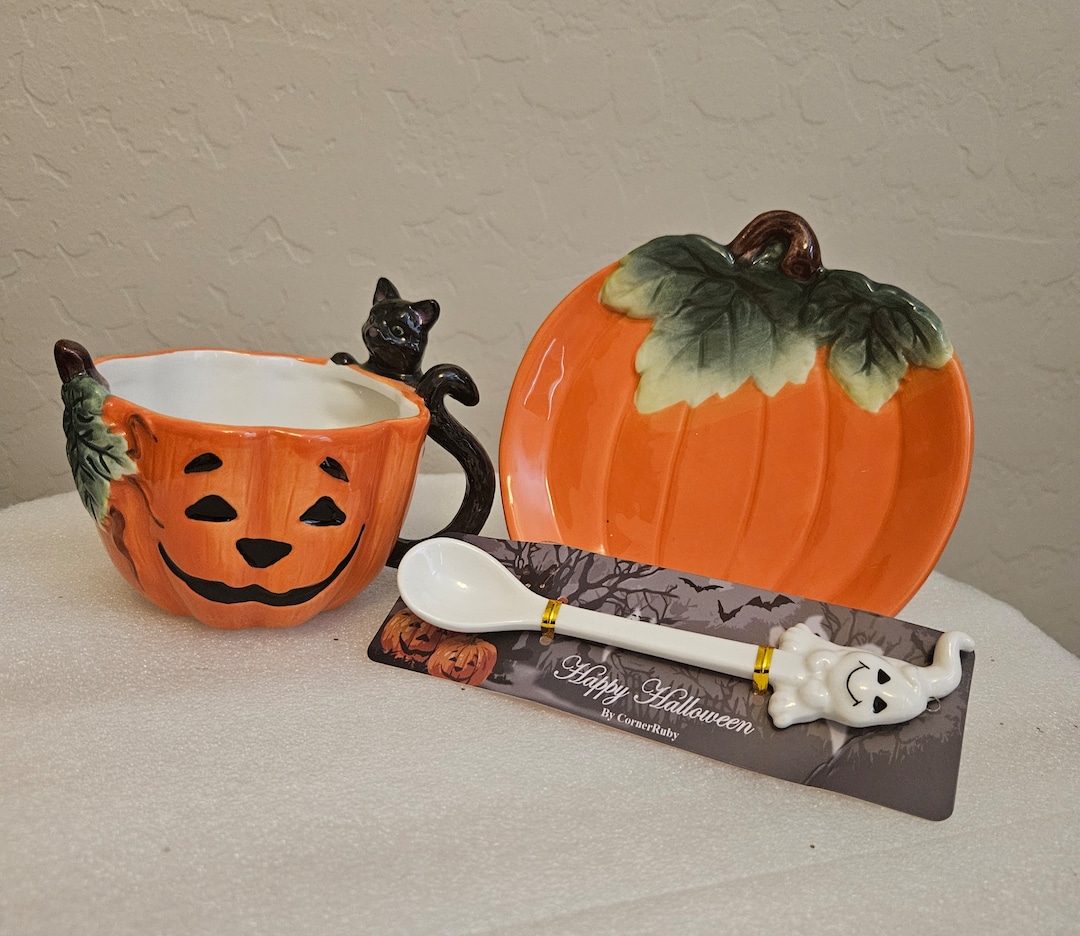 Halloween Corner Ruby Happy Halloween Pumpkin Teacup With Black Cat ...