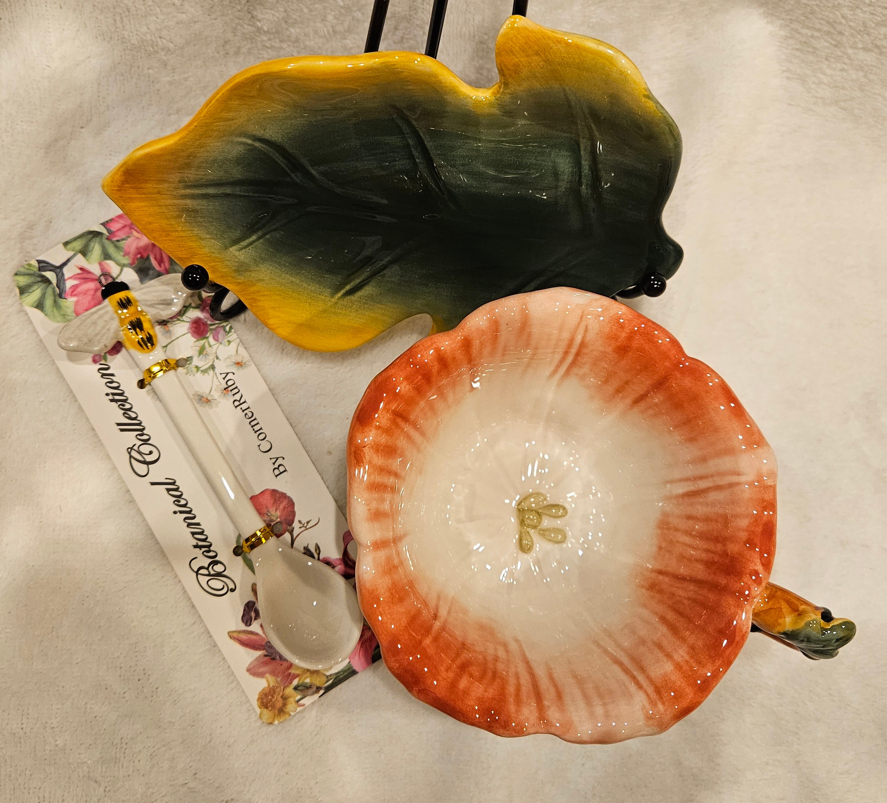 Corner Ruby CR Teacup Botanical Collection Orange and White - Etsy