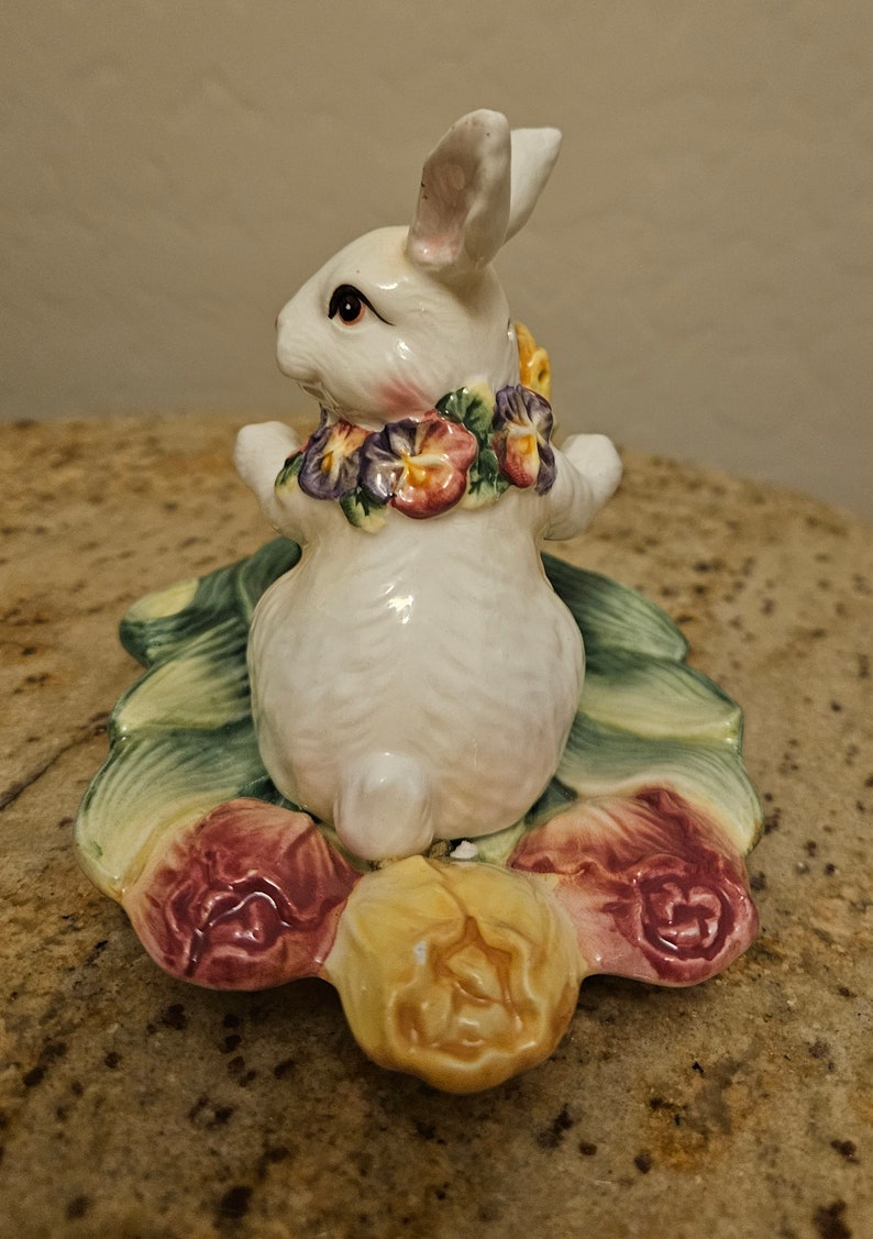 Easter Spring Corner Ruby CR Spring Collection Salt and Pepper Shaker ...