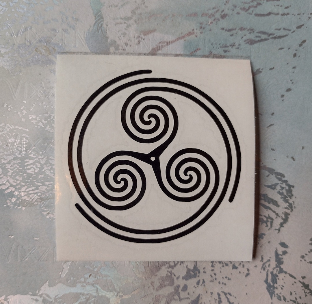 Triskele/ Triple Spiral/ Triskelion Celtic Symbol Vinyl Decal ...