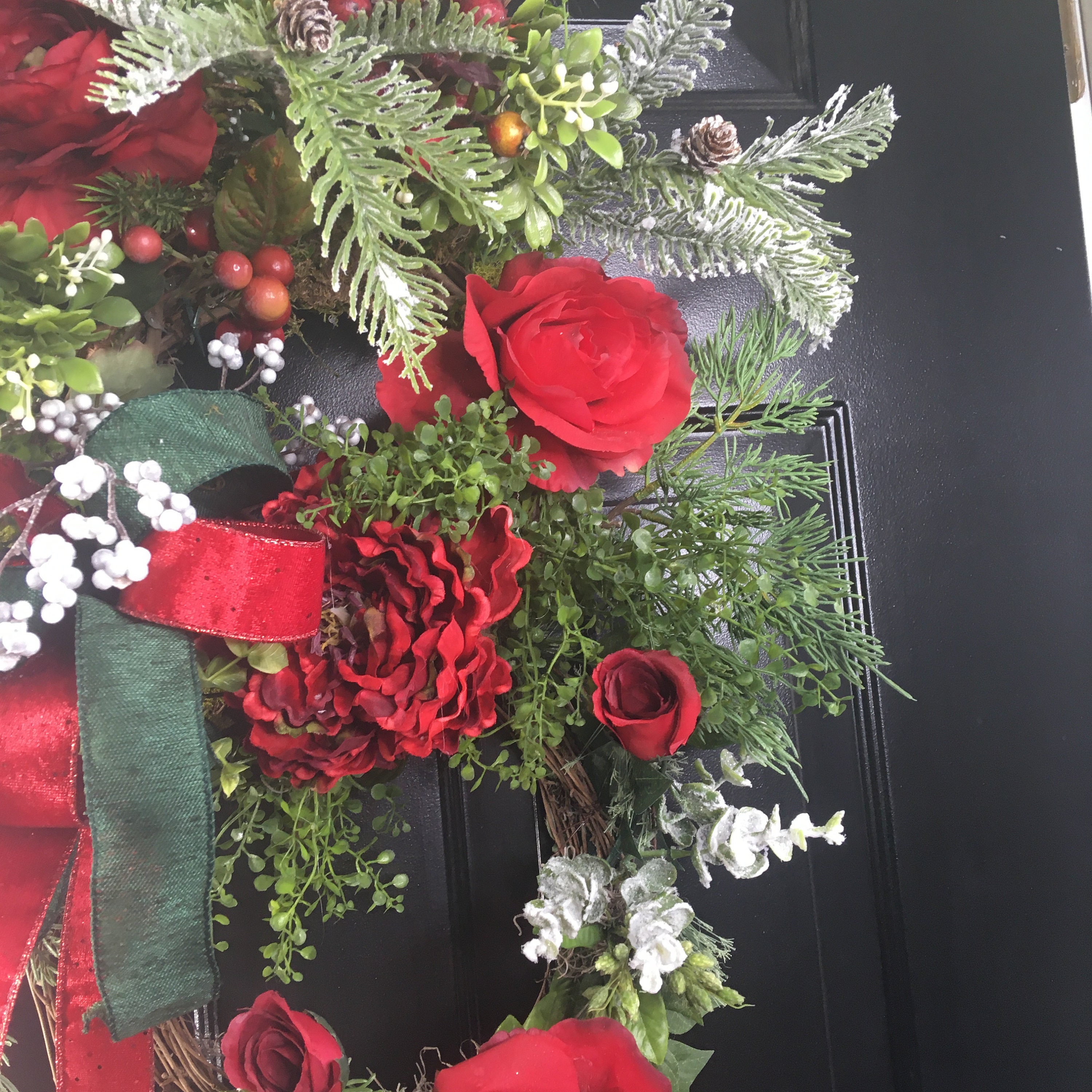 Winter Rose Wreath, Red Rose Wreath, Elegant Rose Wreath, Christmas ...