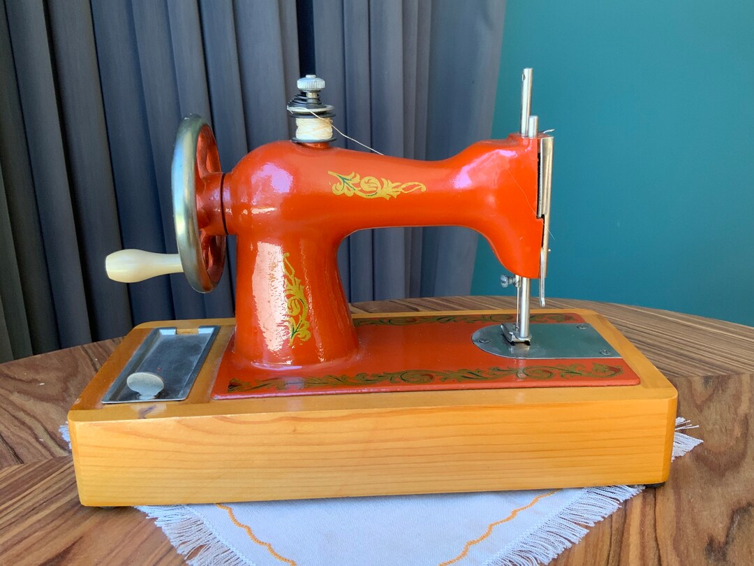 Kid's Vintage Small Manual Children Sewing Machine Orange Metal Mini ...