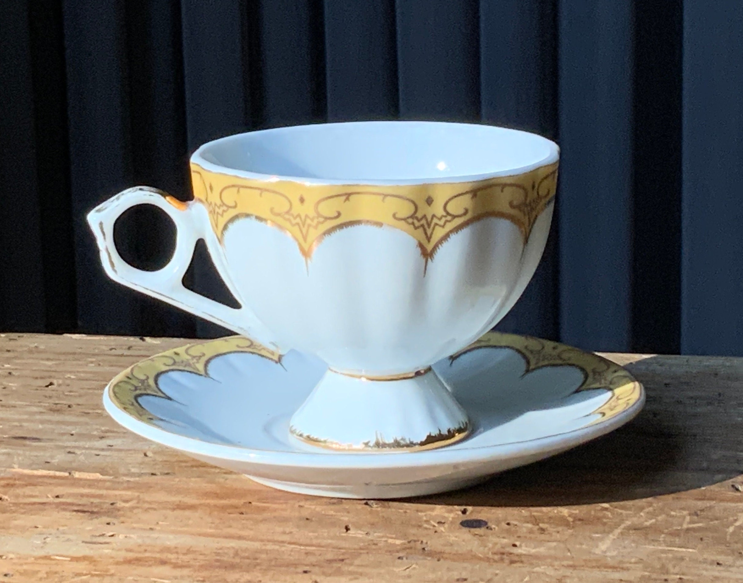 Vintage YAMASEN Fine Porcelain Japan Coffee Cup and Saucer , 24 Gold ...