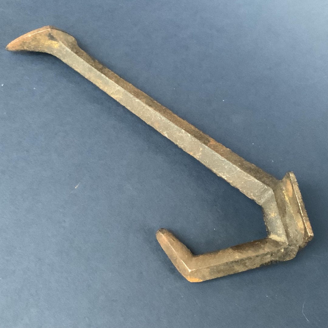 Industrial Loft Decor, Vintage Rusty Metal Hook Farmhouse Barn Coat ...